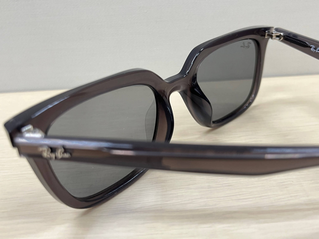 レイバンRB4439Dサングラス｜スタイリッシュで機能的な新着モデルを佐藤眼鏡店で試着